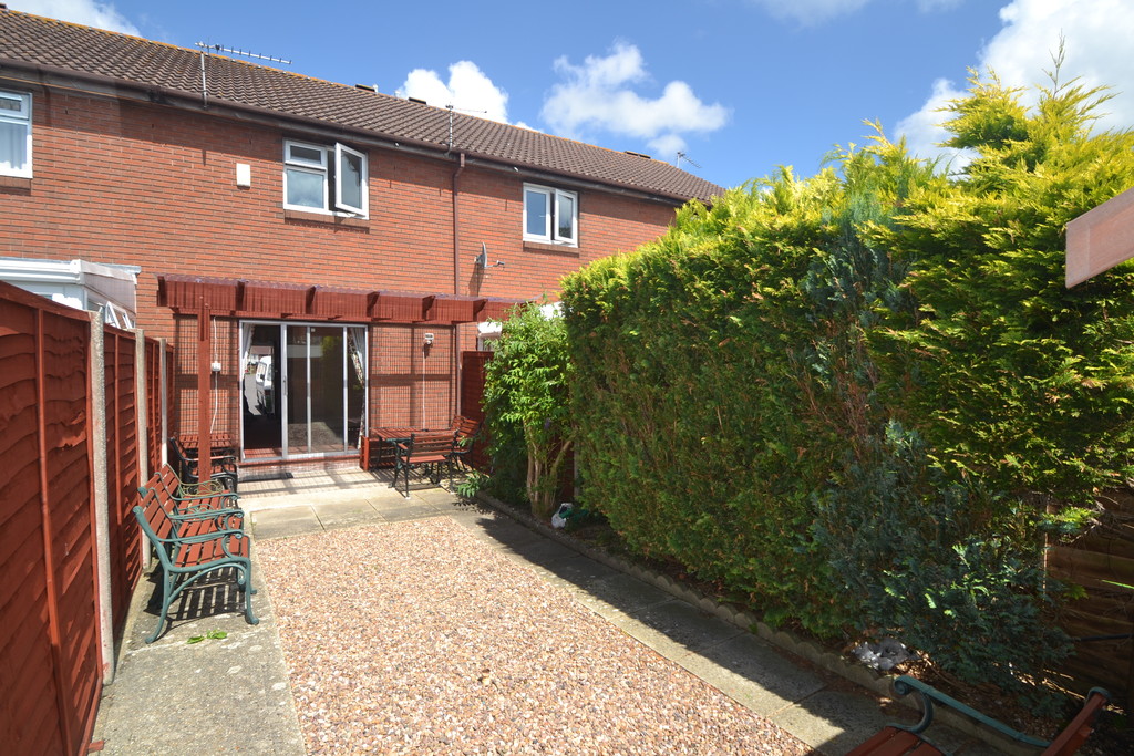 Martin And Co Ringwood 2 Bedroom Terraced House Let In Muscliff Bournemouth