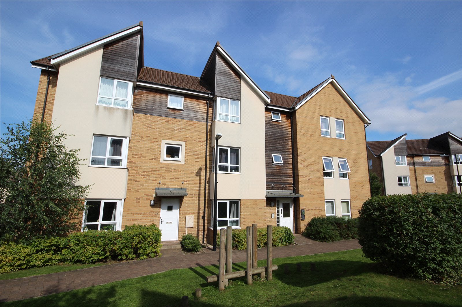 Cj Hole Westbury On Trym 2 Bedroom Flat For Sale In Norton Farm Road