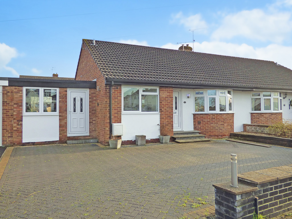 Martin And Co Westbury 2 Bedroom Semi Detached Bungalow Let In Chichester